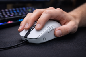 Best Mouse for Claw Grip (2025) – Top Picks & Buying Guide